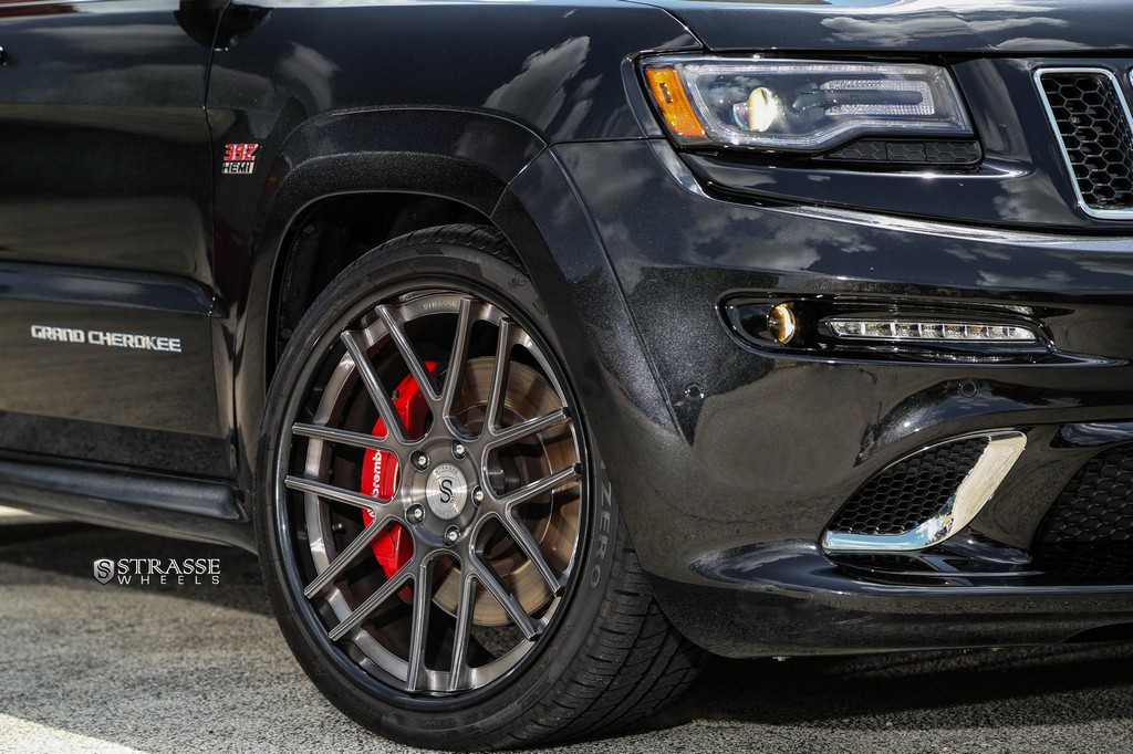 Jeep Grand Cherokee SRT - Strasse Wheels - High Performance & Luxury ...