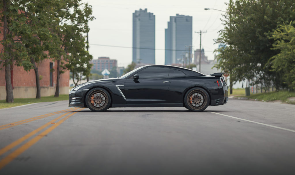Nissan GT-R - R10 Performance Series - Strasse Wheels