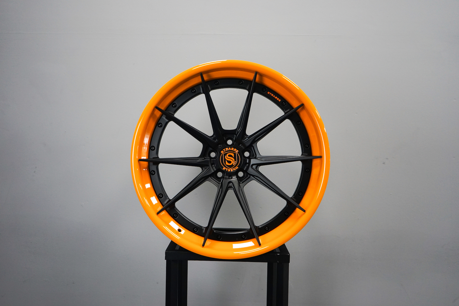SV10 Deep Concave FS - Satin Black & Orange - Strasse Wheels