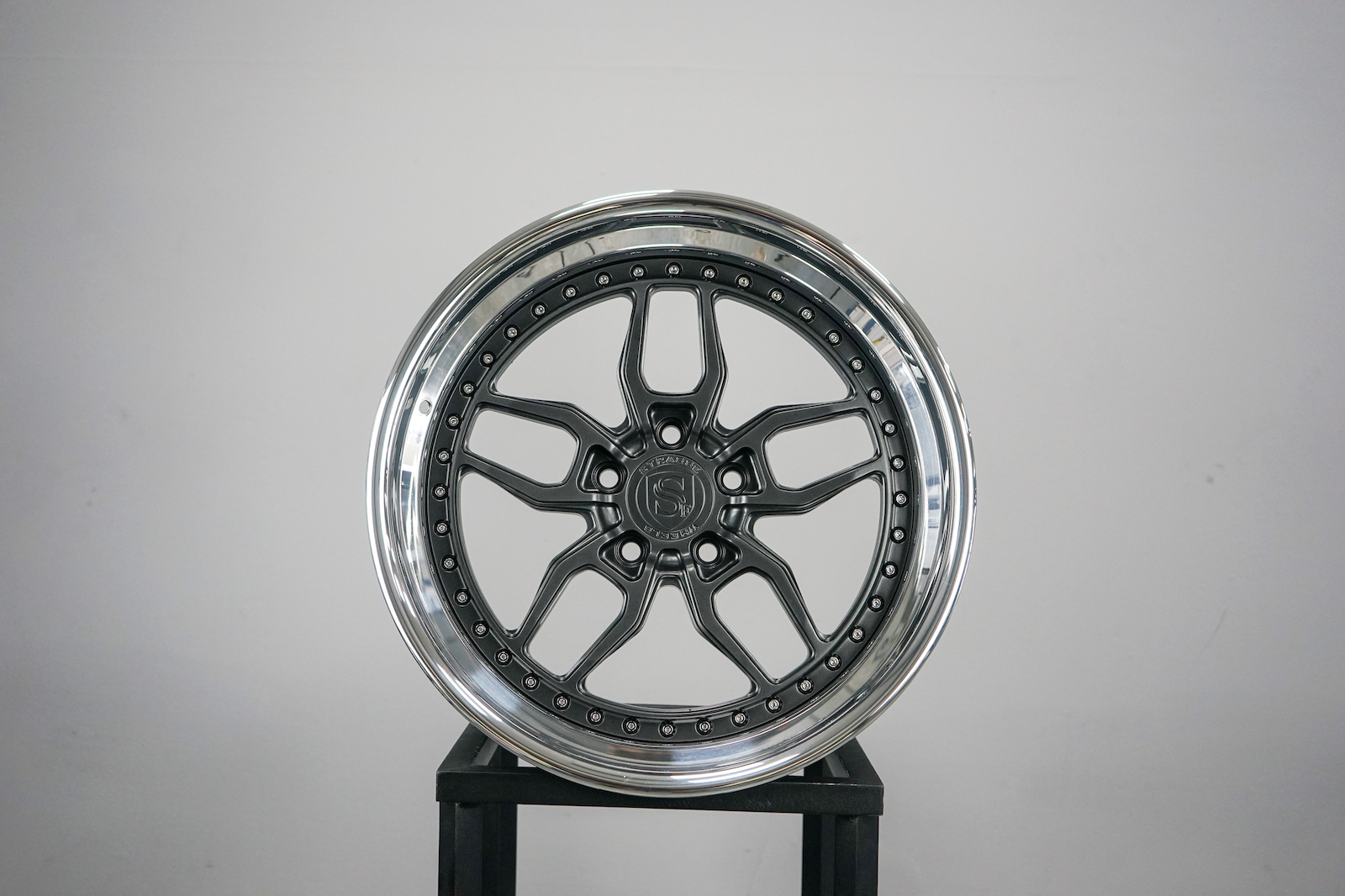 SV4 Competition Series - Gunmetal & High Polish - Strasse Wheels