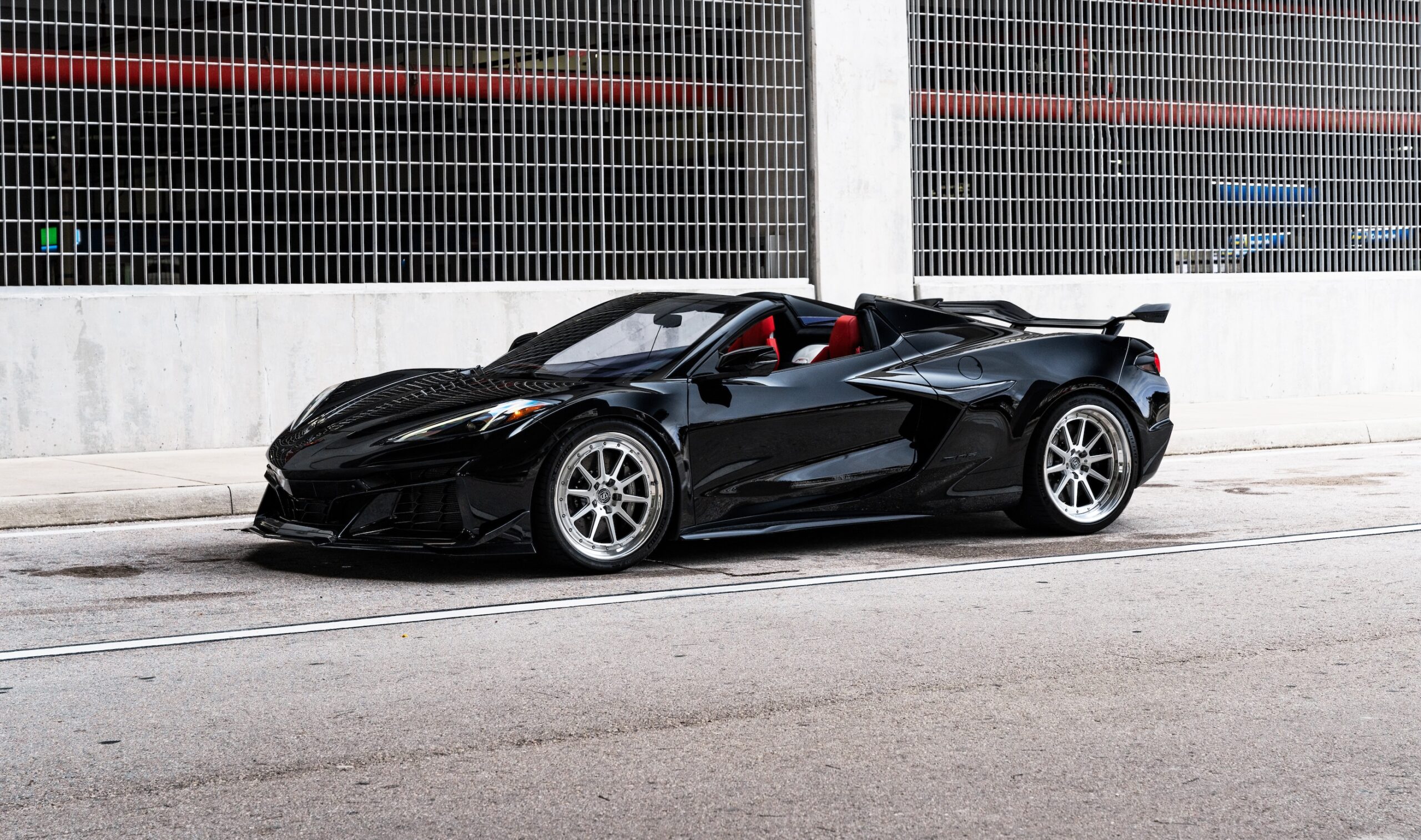 Chevrolet Corvette C8 Z06 - R10 Track Series - Strasse Wheels